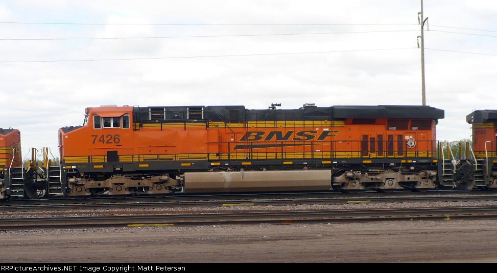 BNSF 7426